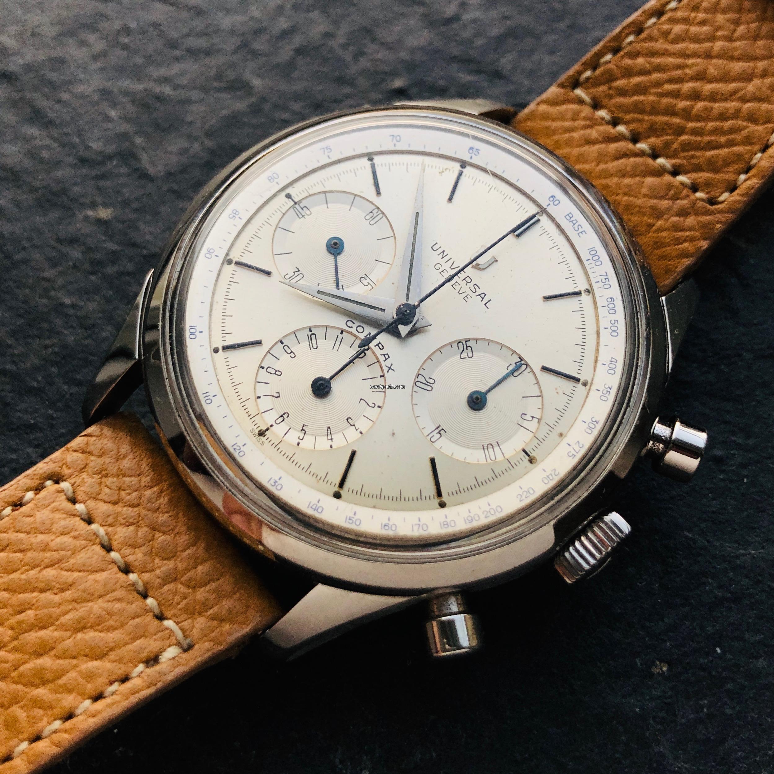 Vintage Universal Genève Compax 22704-1 Big Size sold on watchPool24