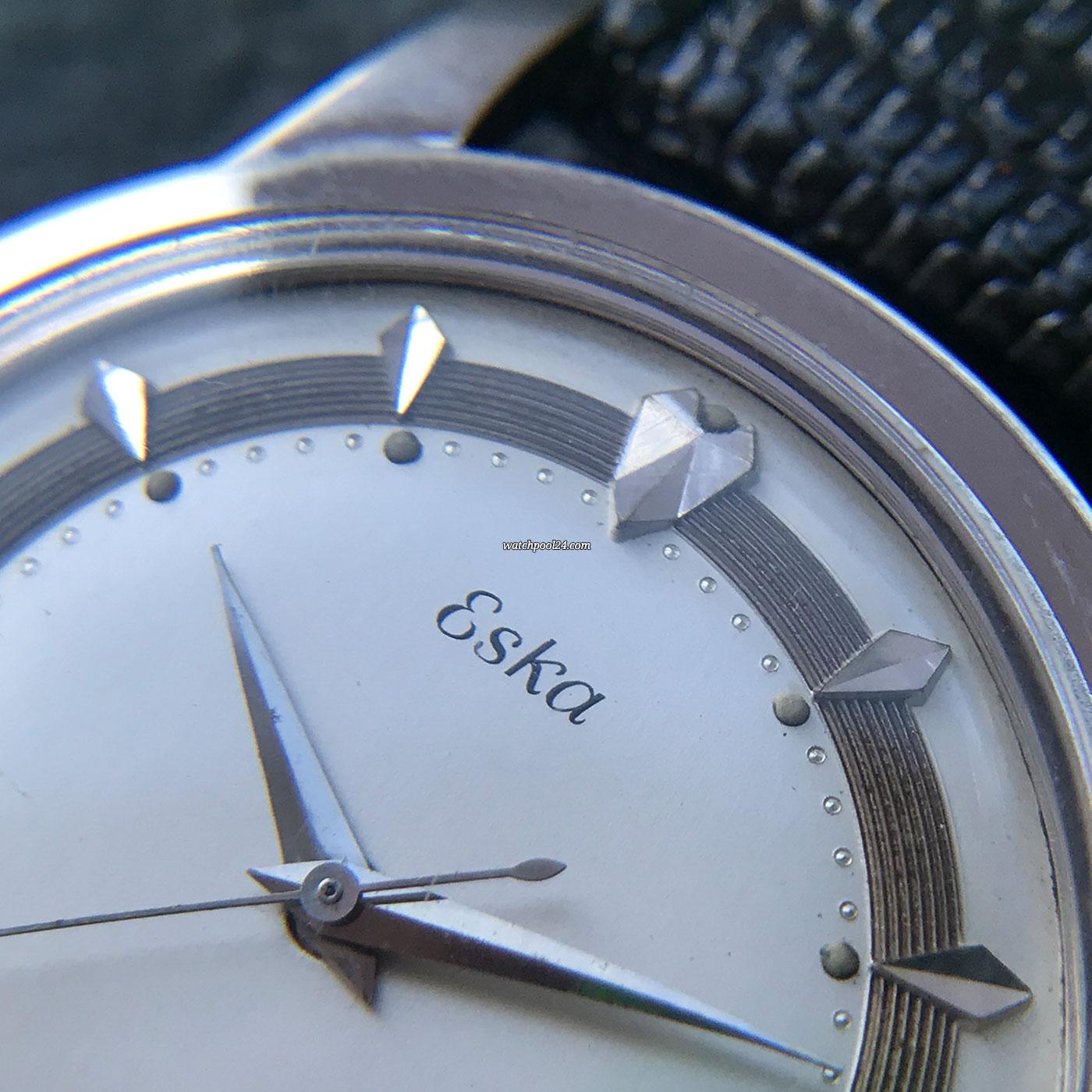 Vintage Eska Vintage wristwatch sold on watchPool24