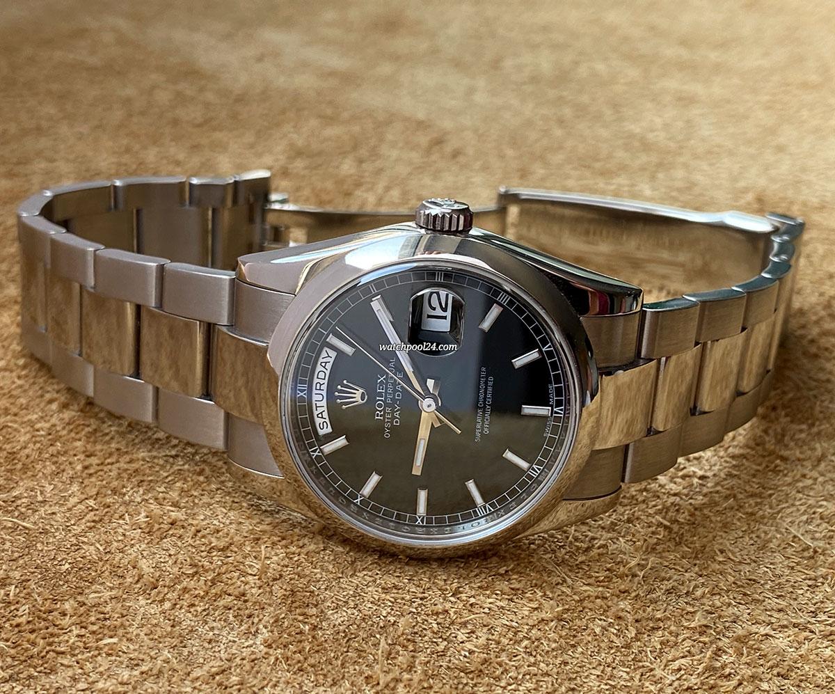 Vintage Rolex Day-Date 118209 White Gold Full Set sold on watchPool24