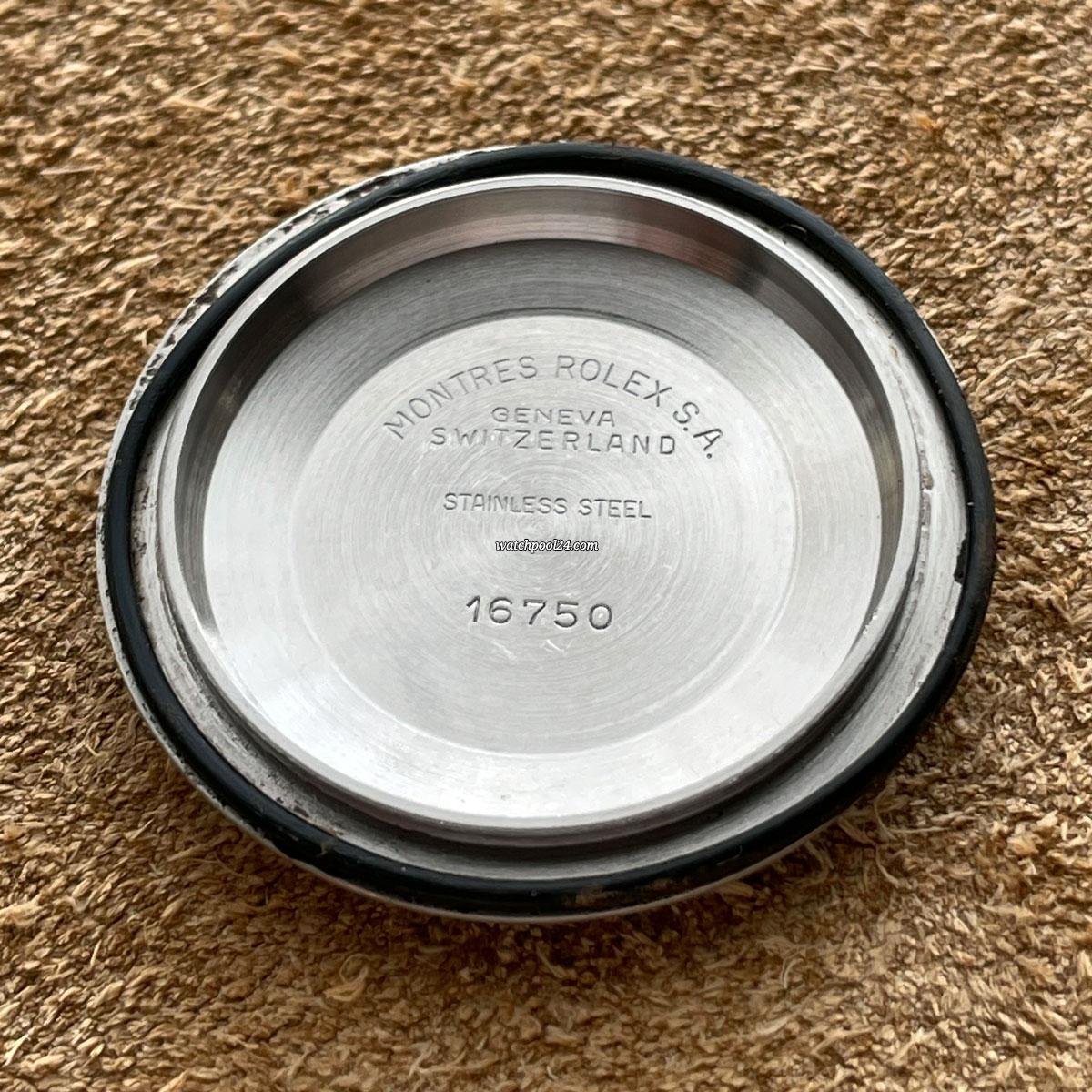 Vintage Rolex GMT Master 16750 Pepsi Full Set sold on watchPool24