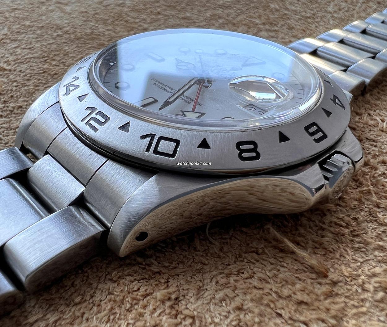 Vintage Rolex Explorer II 16550 White sold on watchPool24