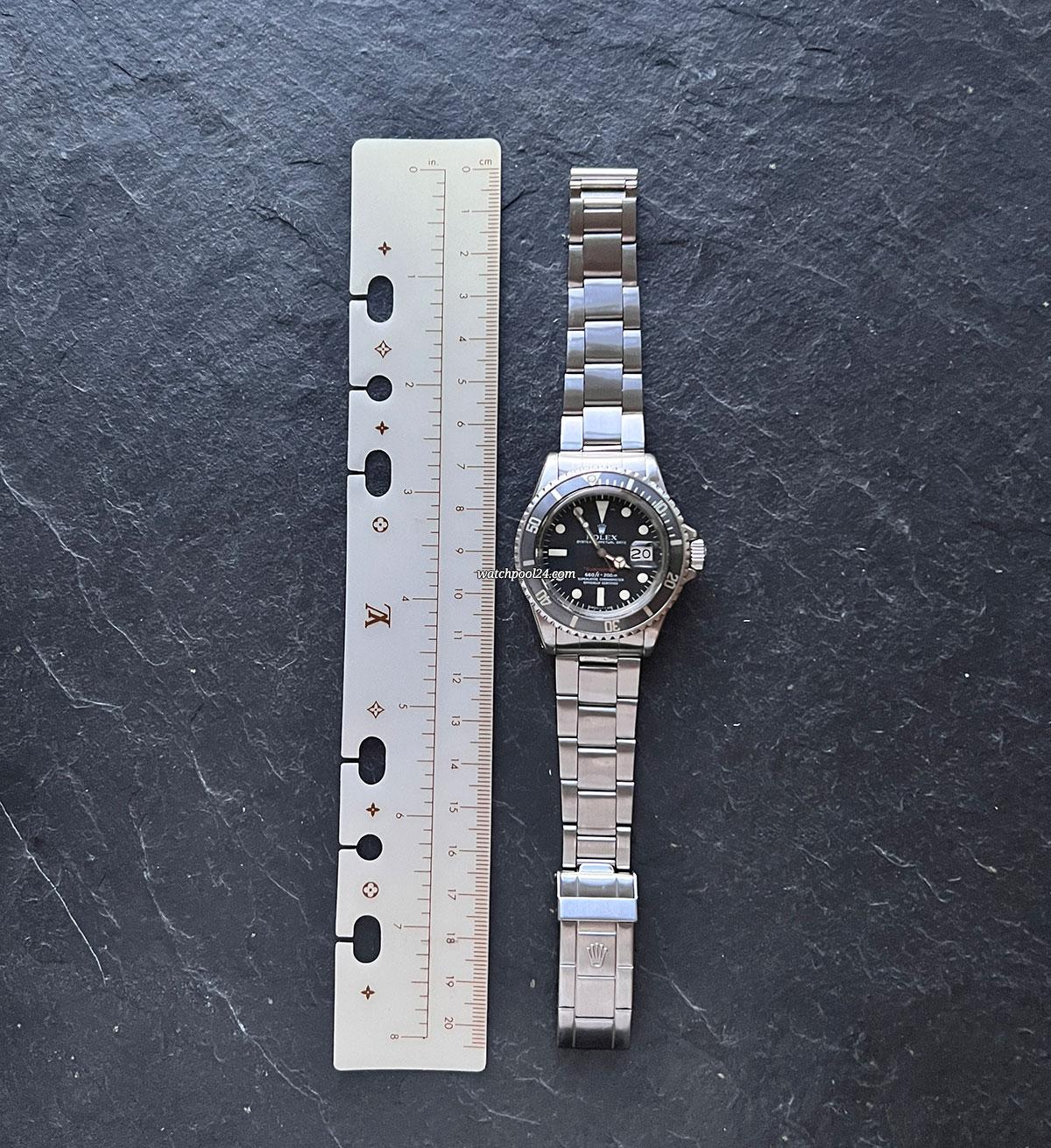 Vintage Rolex Submariner 1680 Red - Ghost Bezel sold on watchPool24