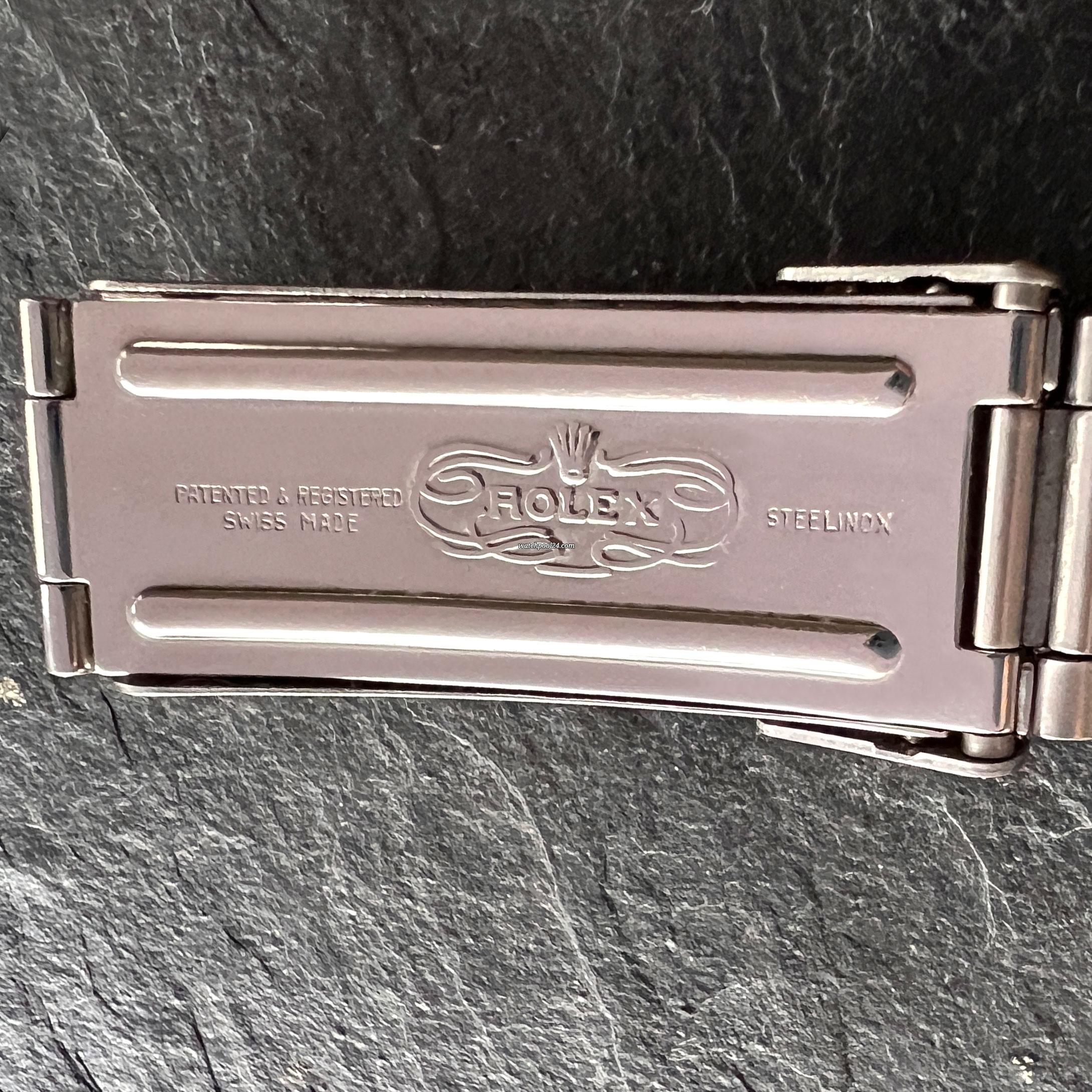 Vintage Rolex Submariner 1680 Red - Ghost Bezel sold on watchPool24