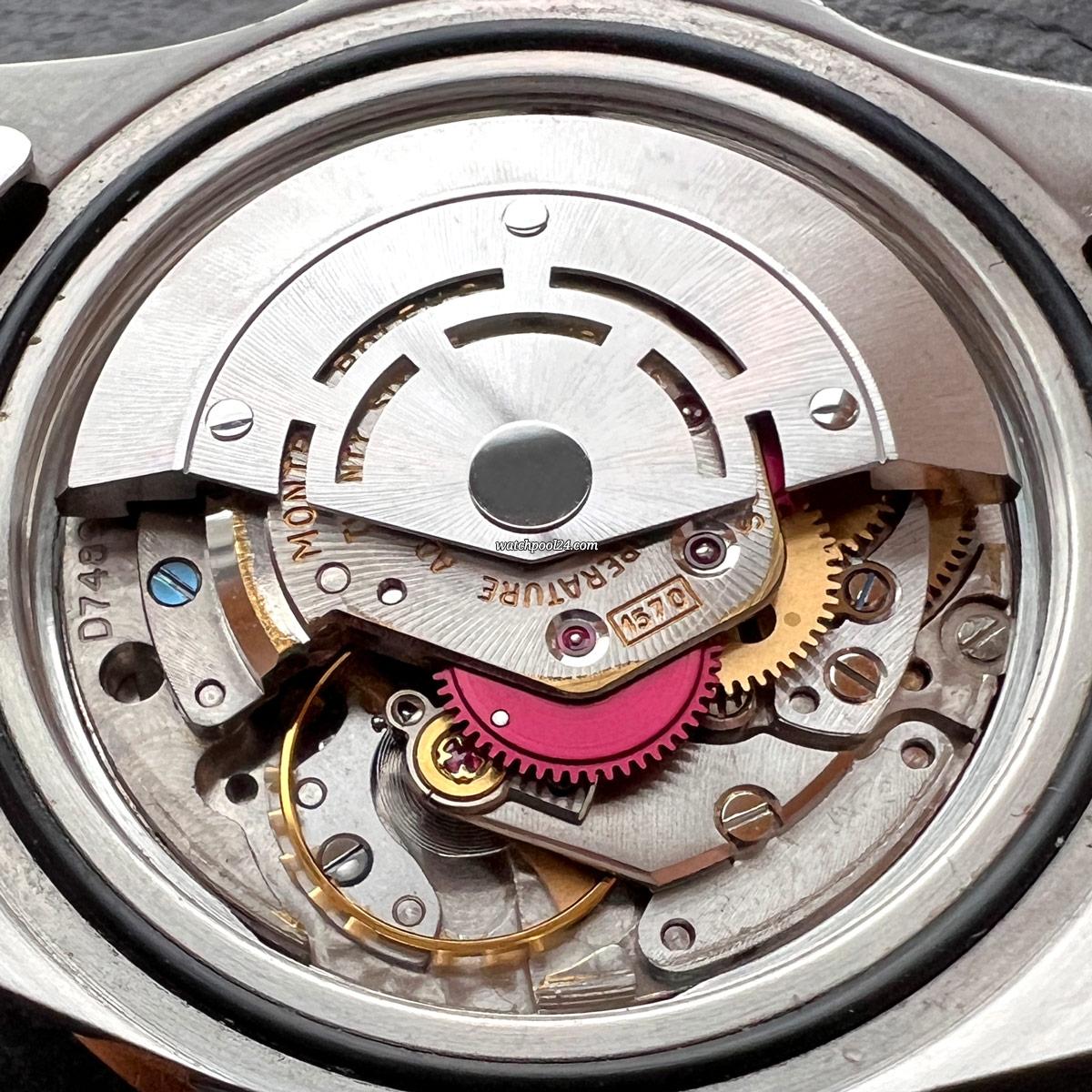 Vintage Rolex GMT Master 1675 Ultra Full Set sold on watchPool24