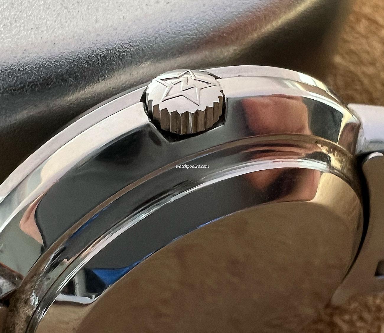 Vintage Zenith Keyhole A6621 sold on watchPool24