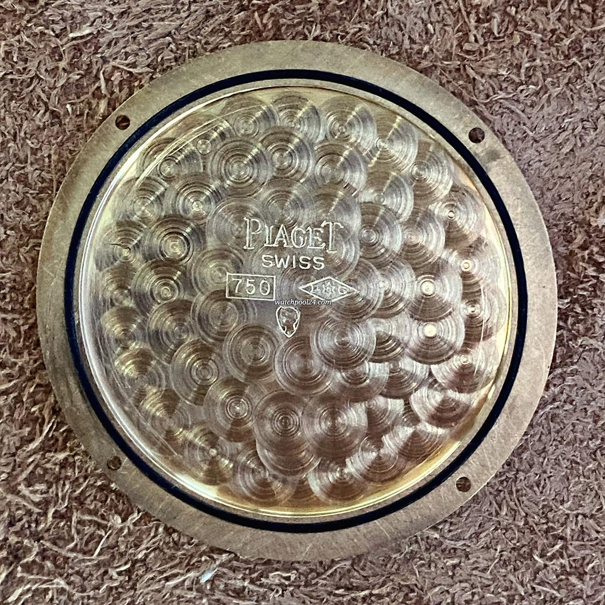 Vintage Piaget 24001 M 517 Lapis Lazuli Dial sold on watchPool24