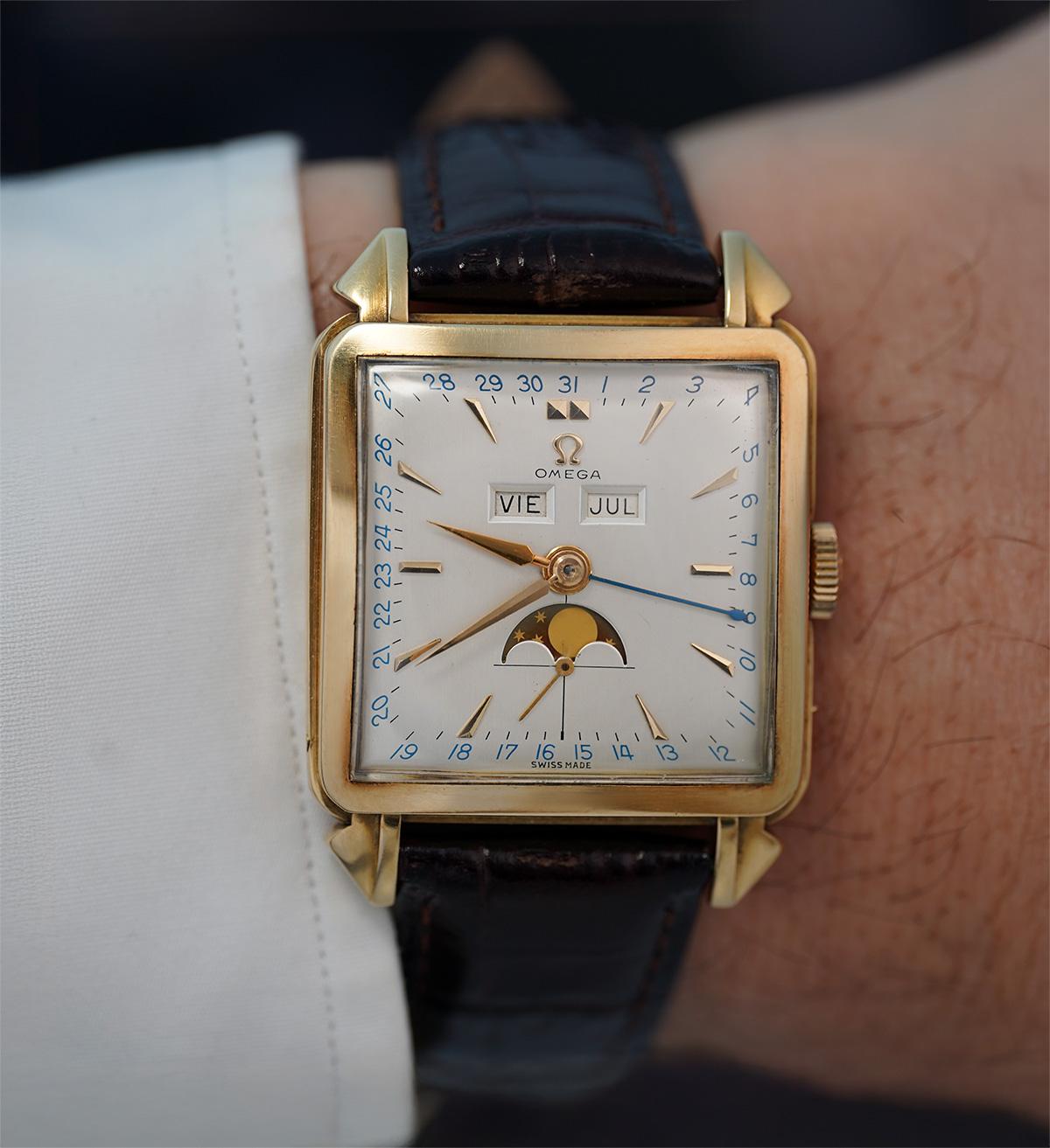 Vintage Omega Cosmic Triple Date Moonphase 3944 sold on watchPool24